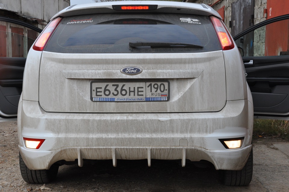 Второй фонарь заднего хода — Ford Focus Hatchback II, 1,8 л, 2010 года ...