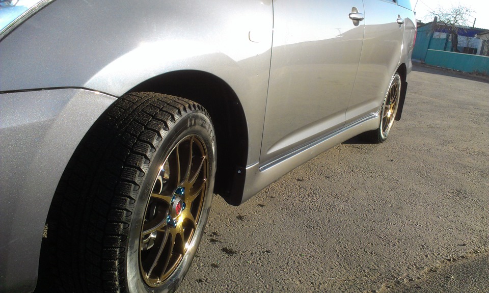 Зима настала — Toyota Wish (AE10), 1,8 л, 2003 года | колёсные диски ...