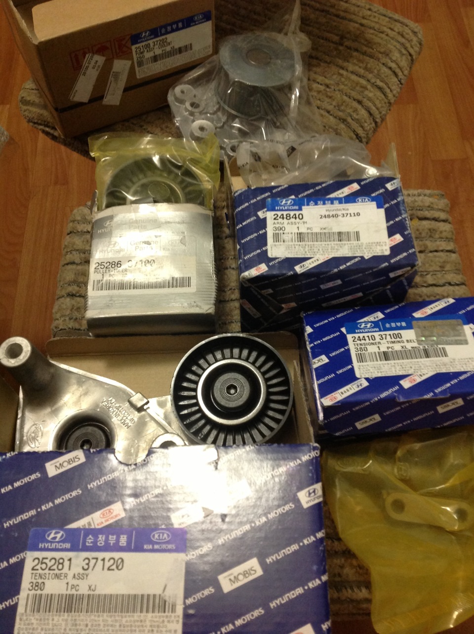 2484037110 Шкив натяжителя ремня грм KIA HYUNDAI | Запчасти на DRIVE2