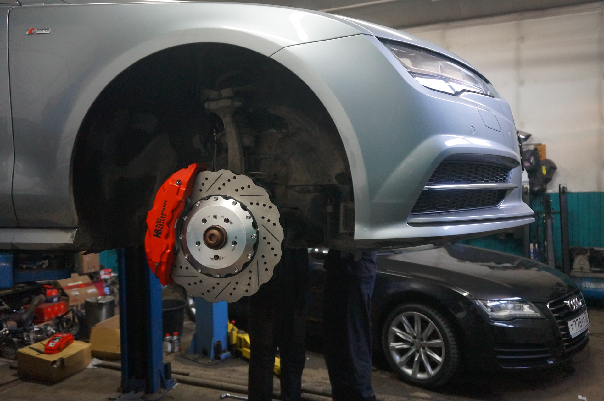МОНТАЖ тормозов High Performance Brakes — Audi A7 Sportback (1G), 3 л ...