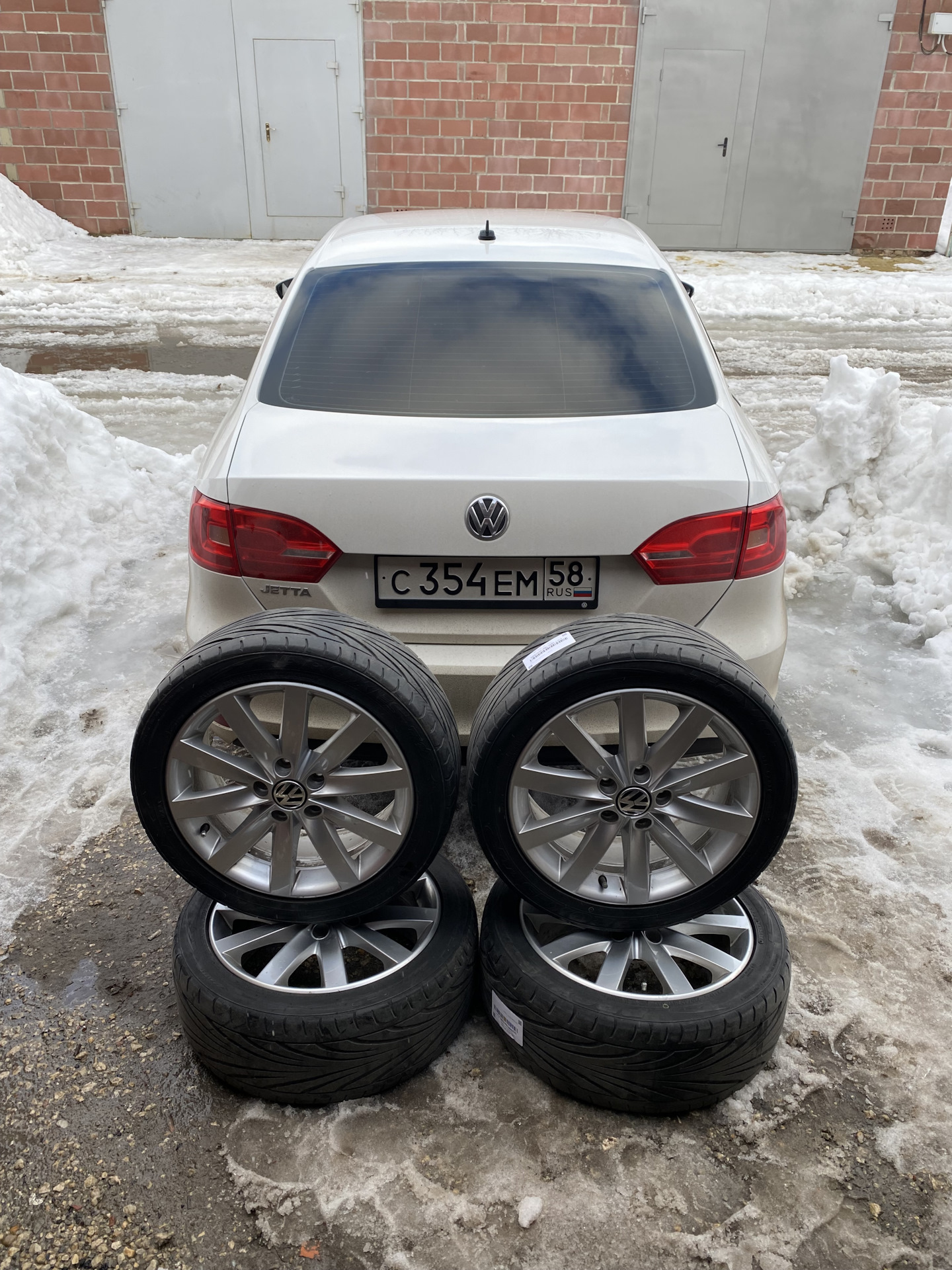 Диски на лето Porto R17 — Volkswagen Jetta VI, 1,6 л, 2012 года ...