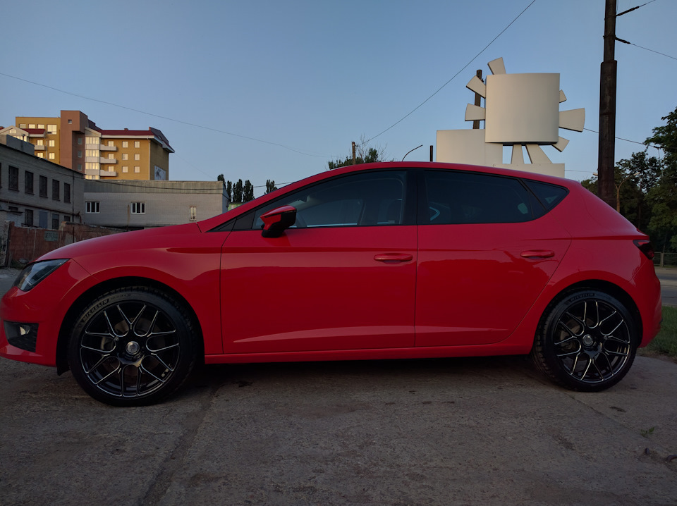Cades Bern на Seat Leon FR — Wheels Boutique Ukraine на DRIVE2