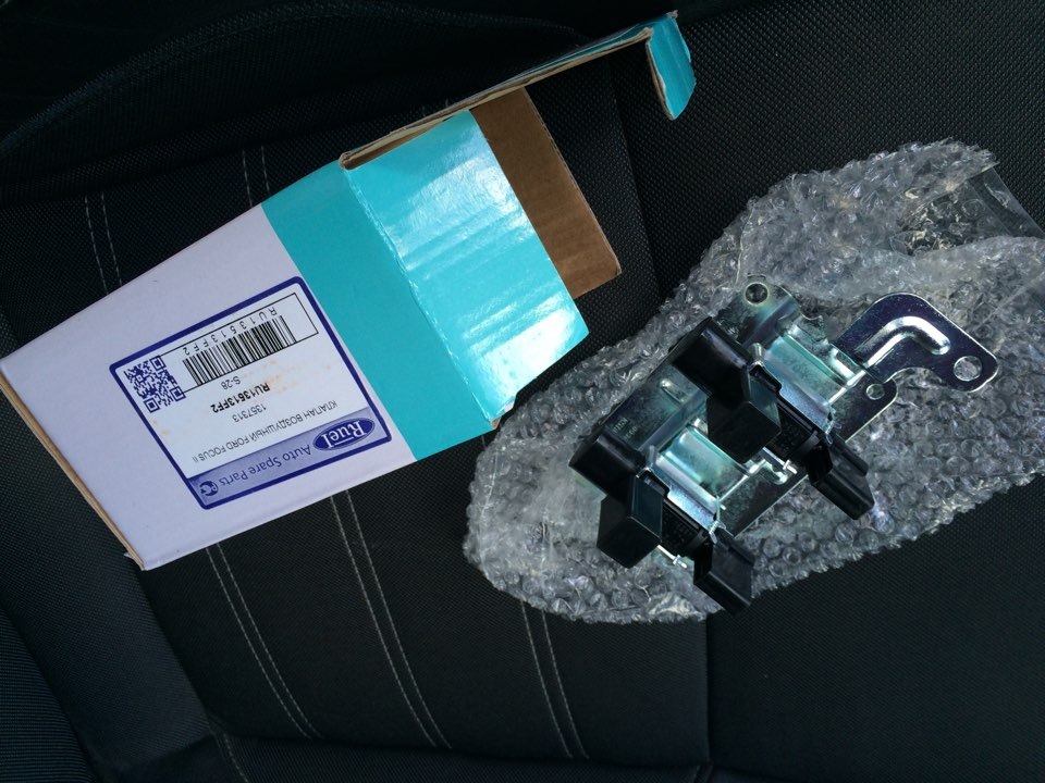 Клапан управления заслонками — Ford Mondeo IV, 2 л, 2007 года | своими ...