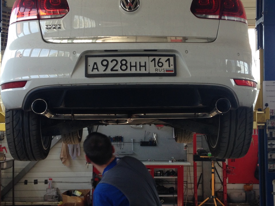 выхлоп Magnaflow и stage 2 APR — Volkswagen Golf GTI Mk6, 2 л, 2011 года | тюнинг | DRIVE2