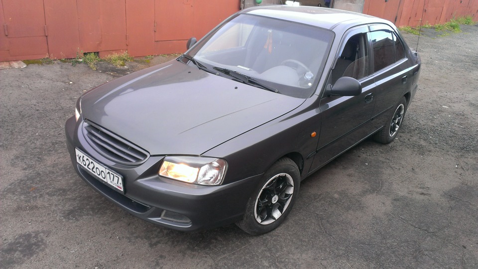 Венты — Hyundai Accent (2G), 2005 года | своими руками | DRIVE2
