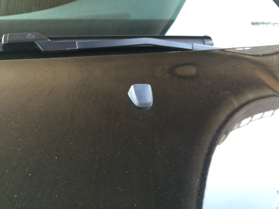 Форсунки омывателей лобового стекла — Volvo V70 III, 2,4 л, 2008 года ...