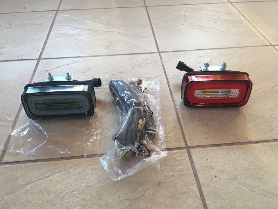 LED lamps in the rear bumper Mercedes-Benz G-class w461/w463 g63/g65 ...