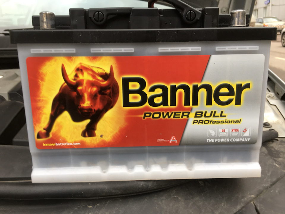 Аккумулятор автомобильный BANNER Power Bull (77 40) 77R 680A ...