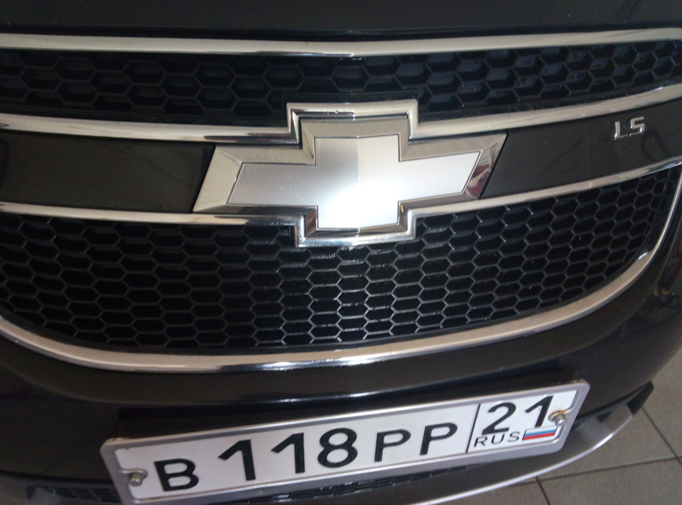 Эмблема шевроле (передняя и задняя) — Chevrolet Orlando (1G), 1,8 л ...
