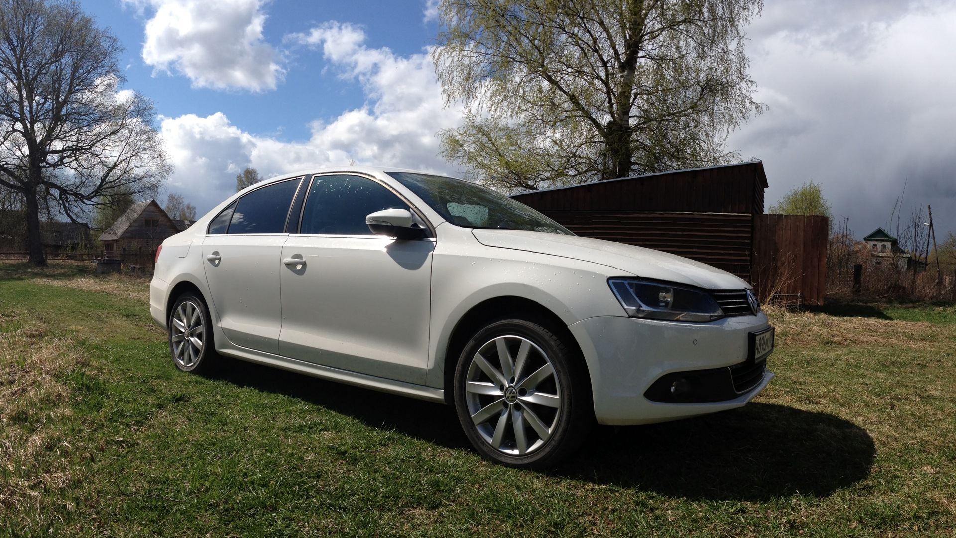 Volkswagen Jetta VI 1.4 бензиновый 2012 | highline tsi 150 на DRIVE2