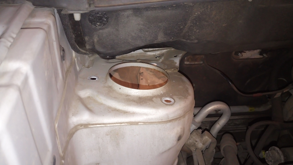 Замена опор и стоек стабилизатора 2 — Hyundai Tucson (JM), 2 л, 2008 ...