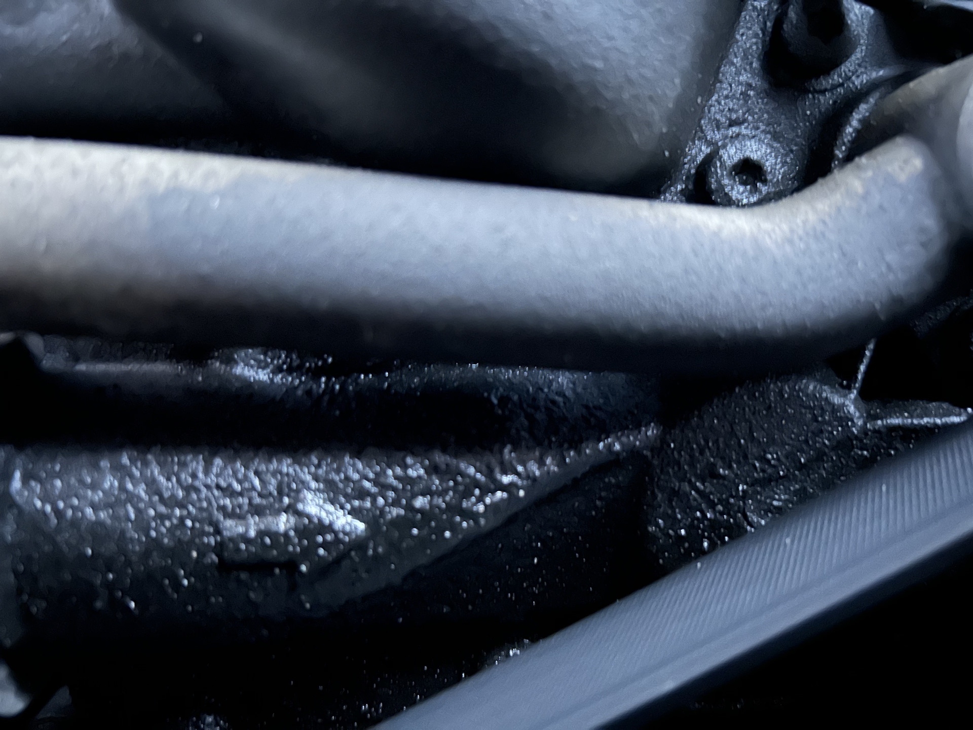 Корпус масляного фильтра — Audi Q7 (1G), 3 л, 2012 года | поломка | DRIVE2