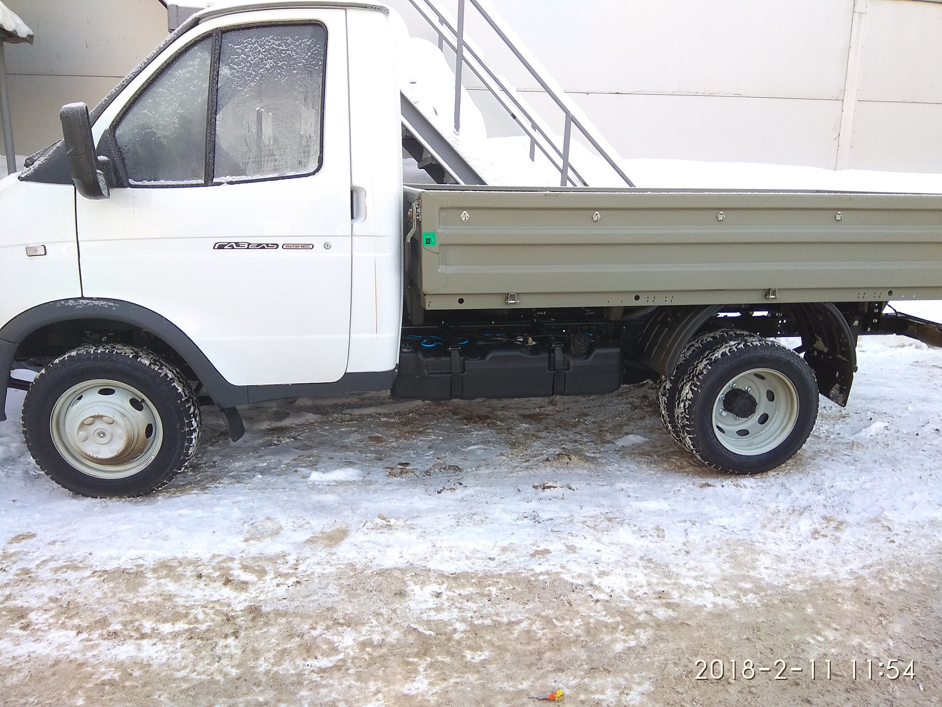 ГАЗель бизнес получил новый бак 80л. — DRIVE2
