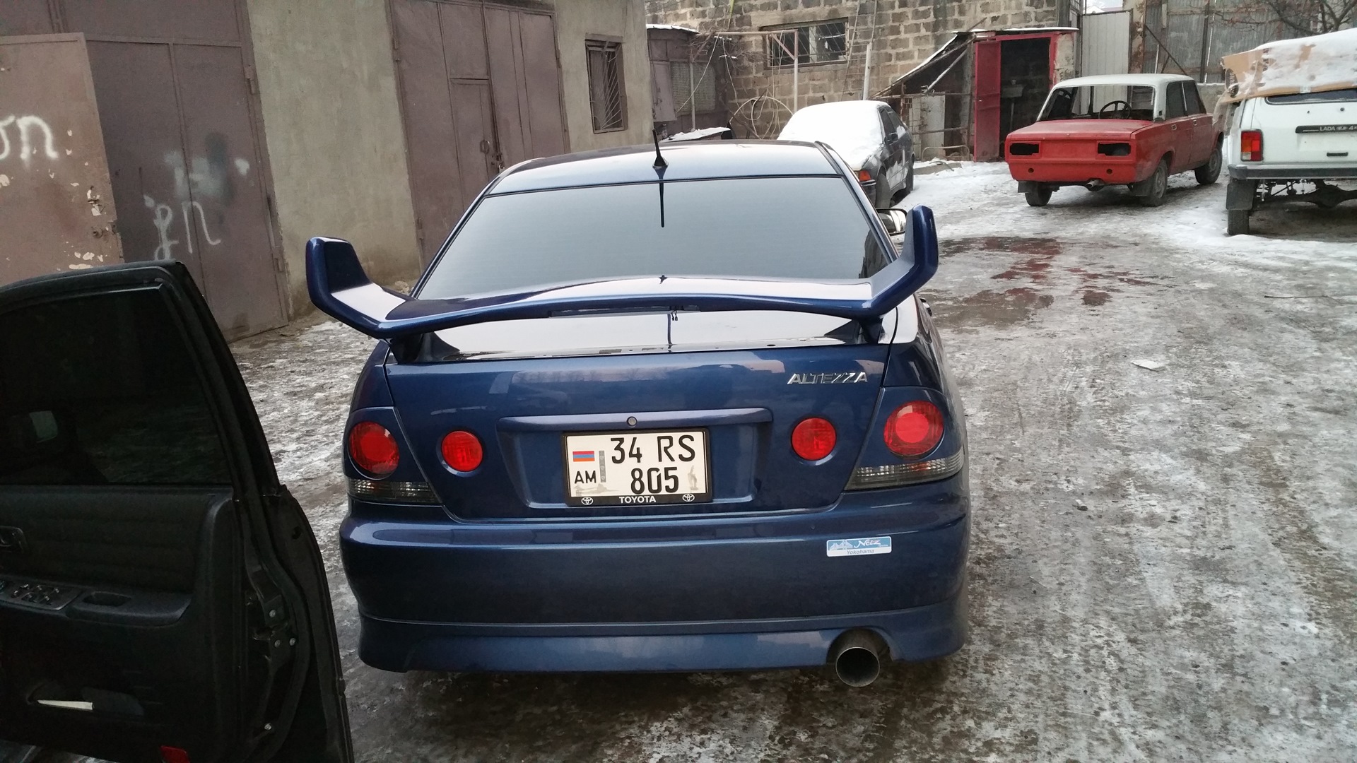 SPOILER многоэтажка:)) — Toyota Altezza, 2 л, 2002 года | тюнинг | DRIVE2