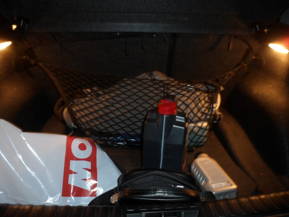 Вторая лампочка в багажник. — BMW 1 series (E81/E87), 1,6 л, 2009 года ...