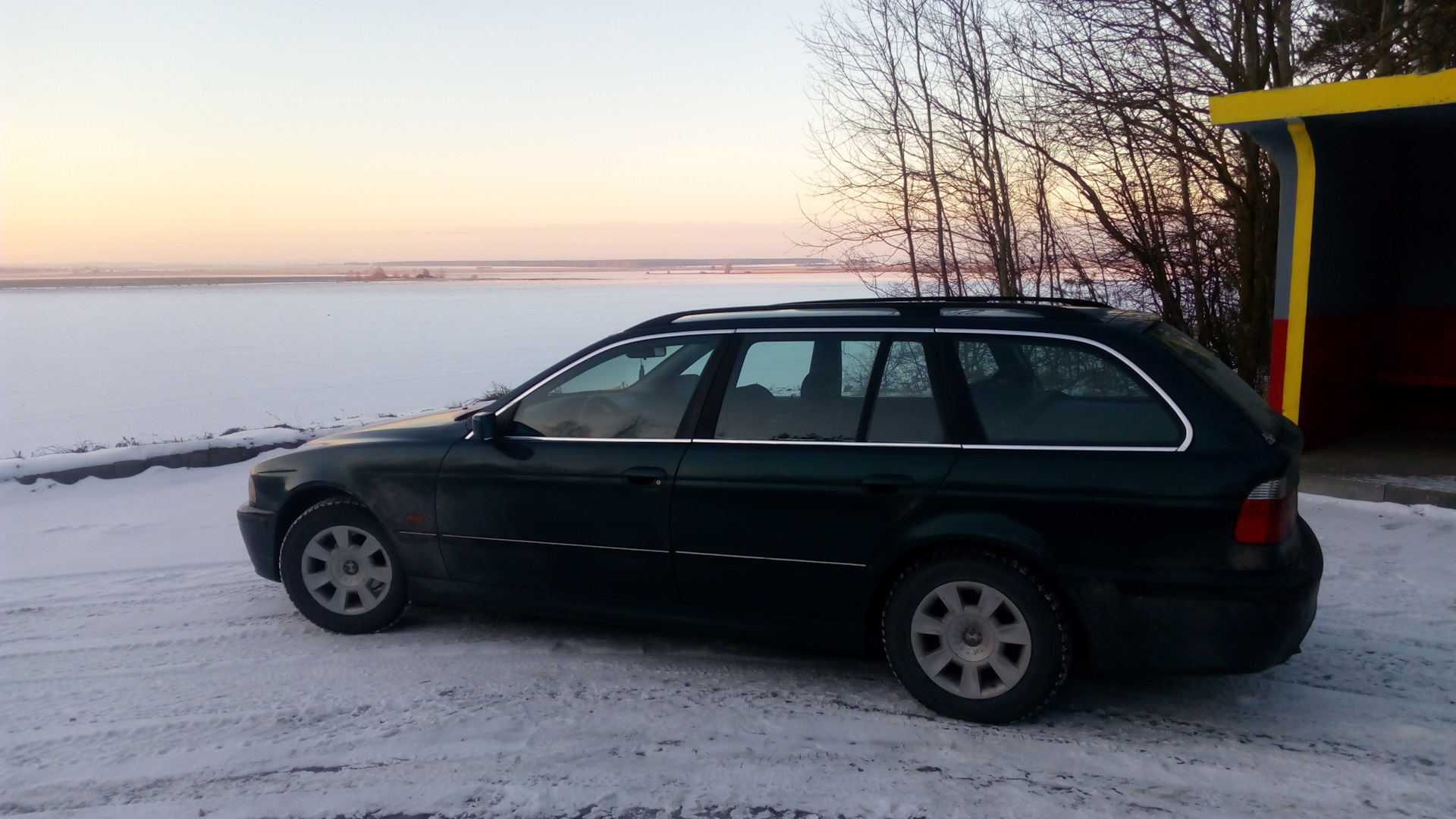 BMW 5 series Touring (E39) 2.5 дизельный 2001 | Oxford Green на DRIVE2
