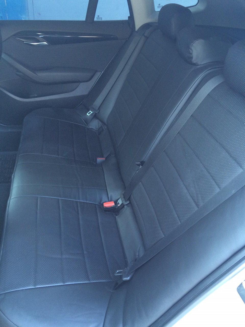 Чехлы а-ля кожа-рожа — BMW X1 (E84), 2 л, 2012 года | стайлинг | DRIVE2