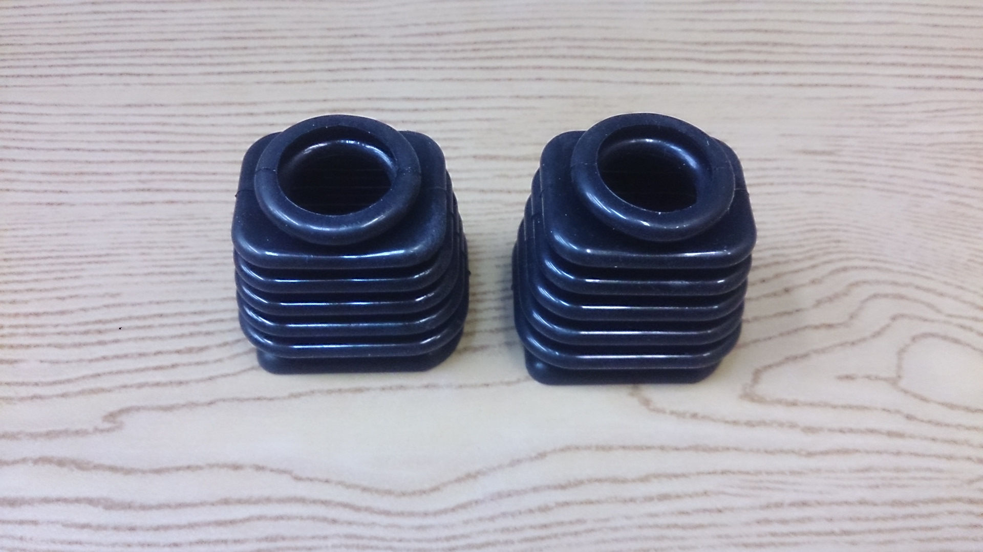 Пыльники подрулевых переключателей. — Lada Калина Спорт (1G), 1,6 л ...