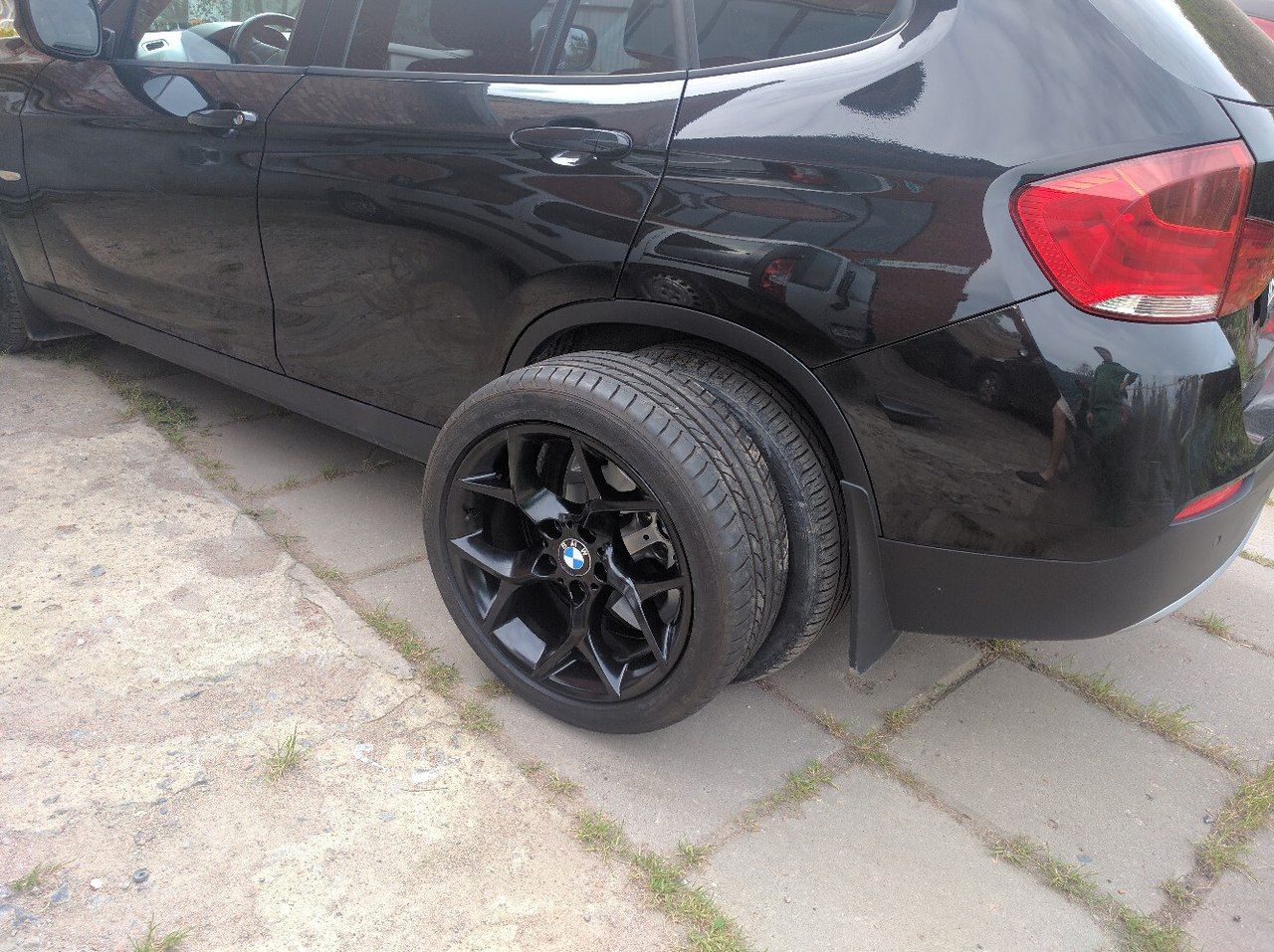 Низкий профиль, не для наших дорог! — BMW X1 (E84), 2 л, 2011 года ...