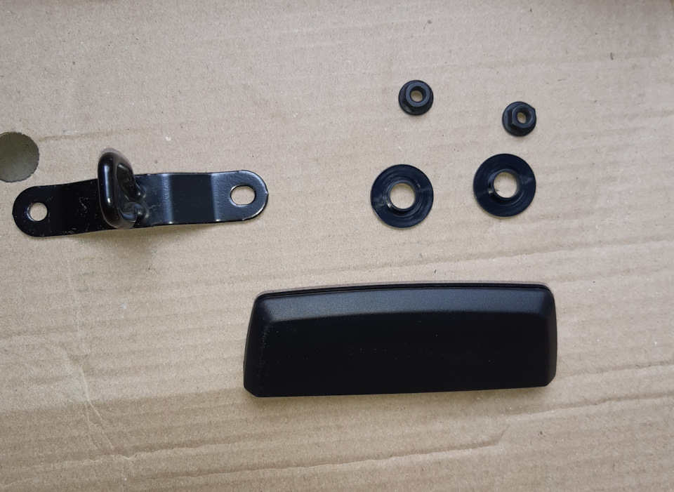 Заменил Ручку стекла багажника — Nissan Pathfinder (3G), 2,5 л, 2012 ...