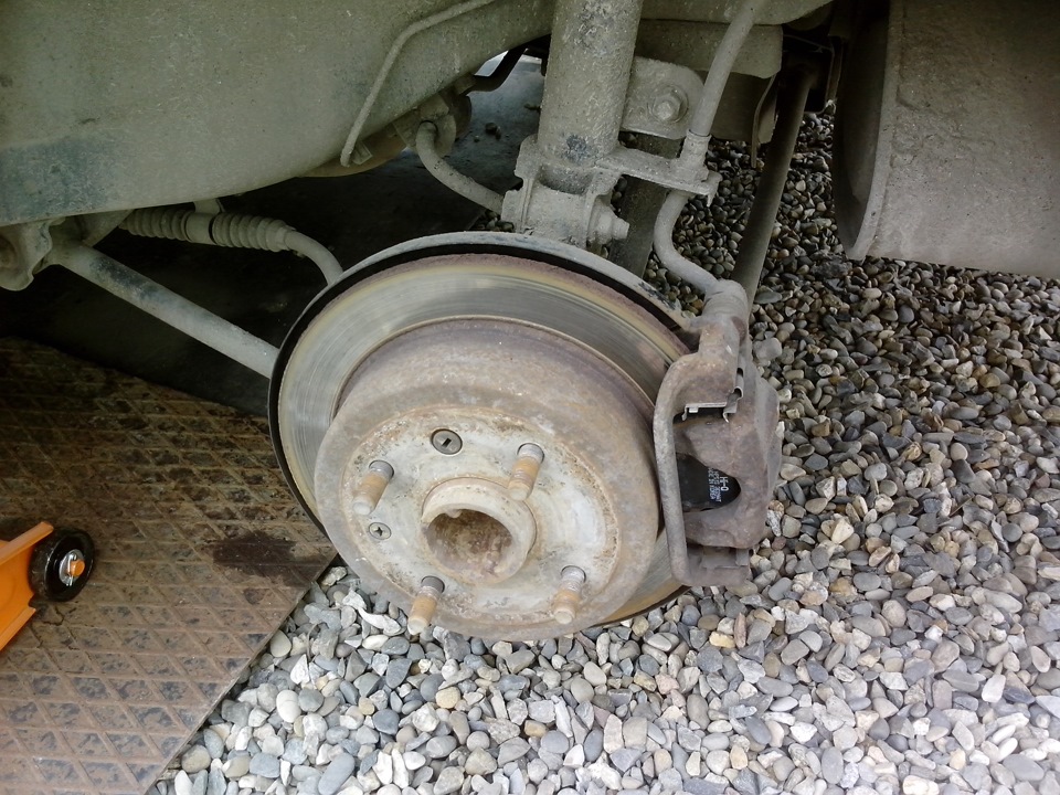 Хотел тормозные диски поменять, но все не так просто — Chevrolet ...