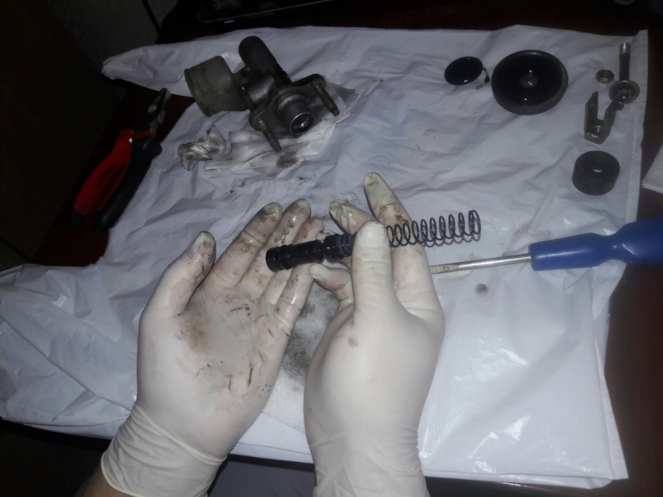 Ремонт ГлавногоЦилиндраСцепления — Toyota Celica (180), 2 л, 1989 года ...