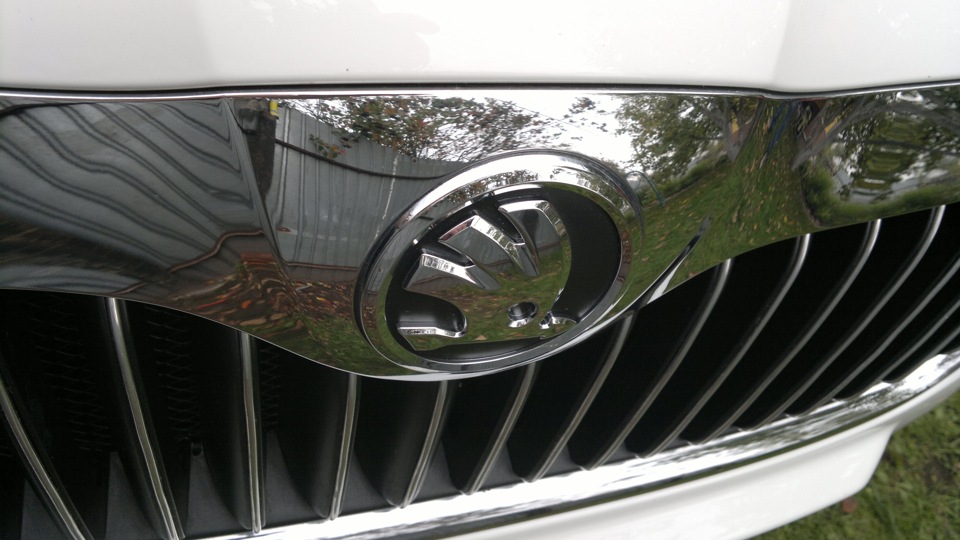 Новая эмблема на решетку радиатора. — бортжурнал Skoda Yeti ФАРТОВЫЙ ...