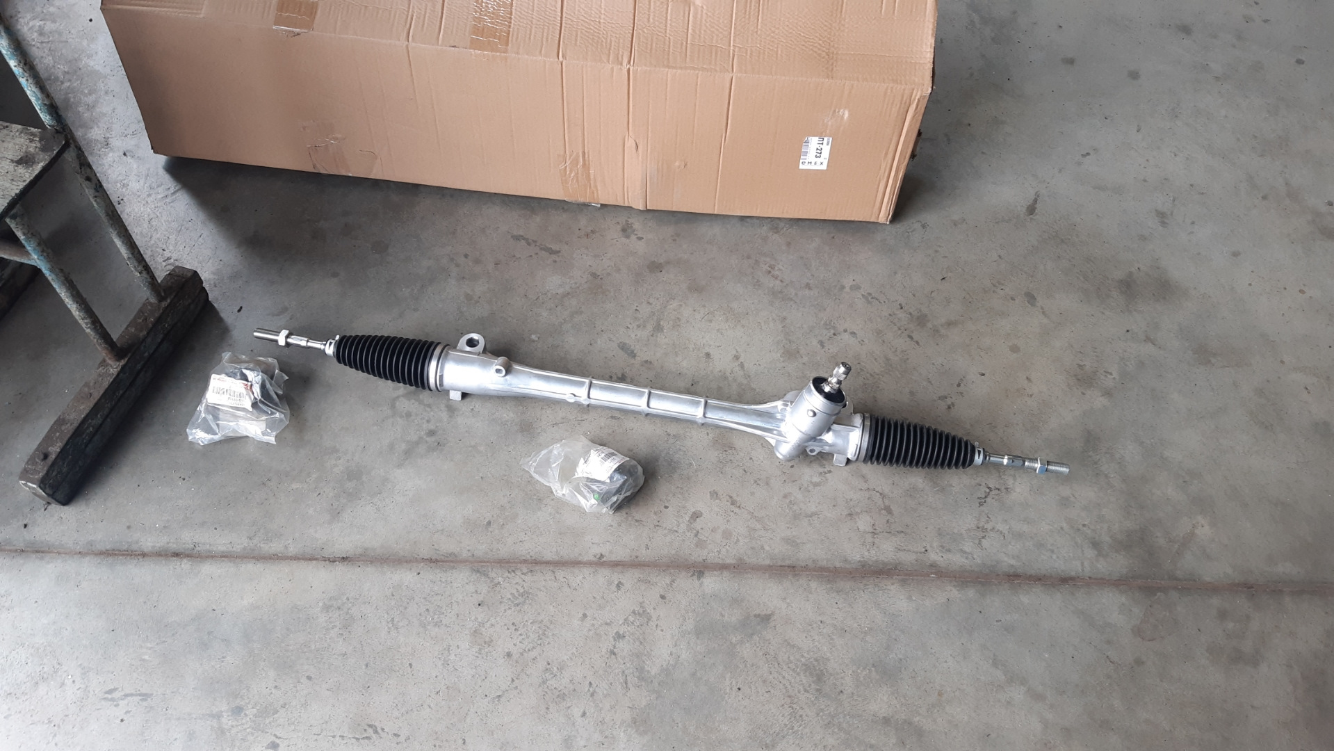 Рулевая рейка 4550002300 — Toyota Auris (1G), 1,6 л, 2011 года ...