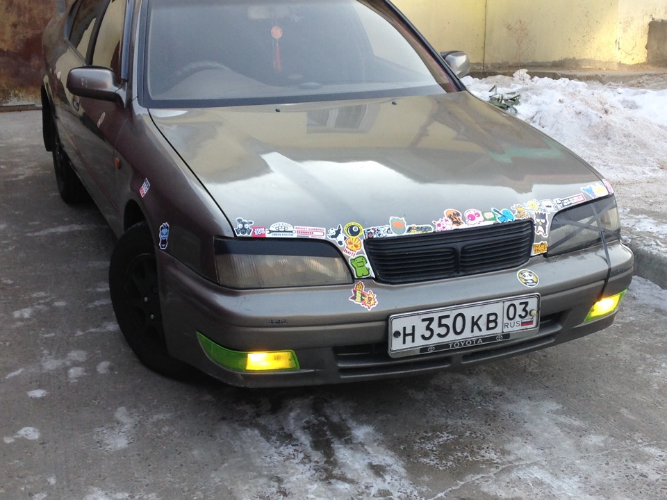 желтые туманки — Toyota Camry (V40), 1,8 л, 1994 года | стайлинг | DRIVE2