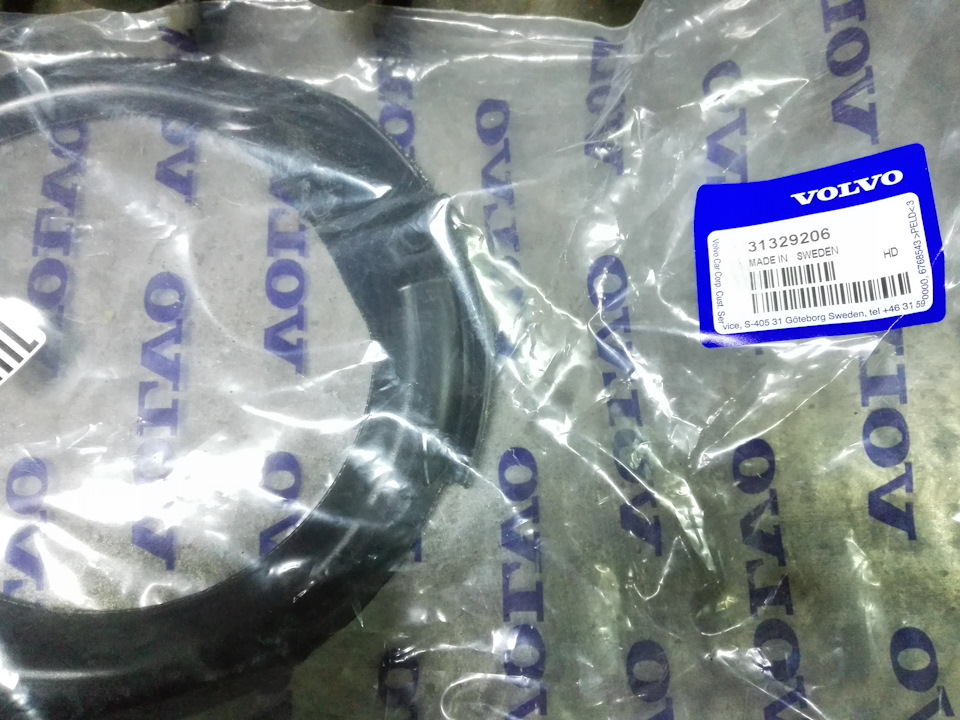 Замена амортизаторов(вкруг на SACHS) — Volvo S80 (1G), 2,4 л, 2001 года ...