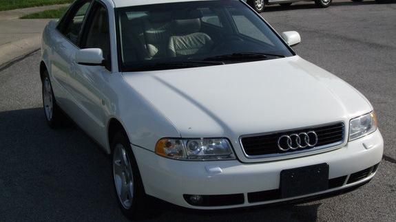 Audi A4 (B5) 1.8 бензиновый 1999 | на DRIVE2