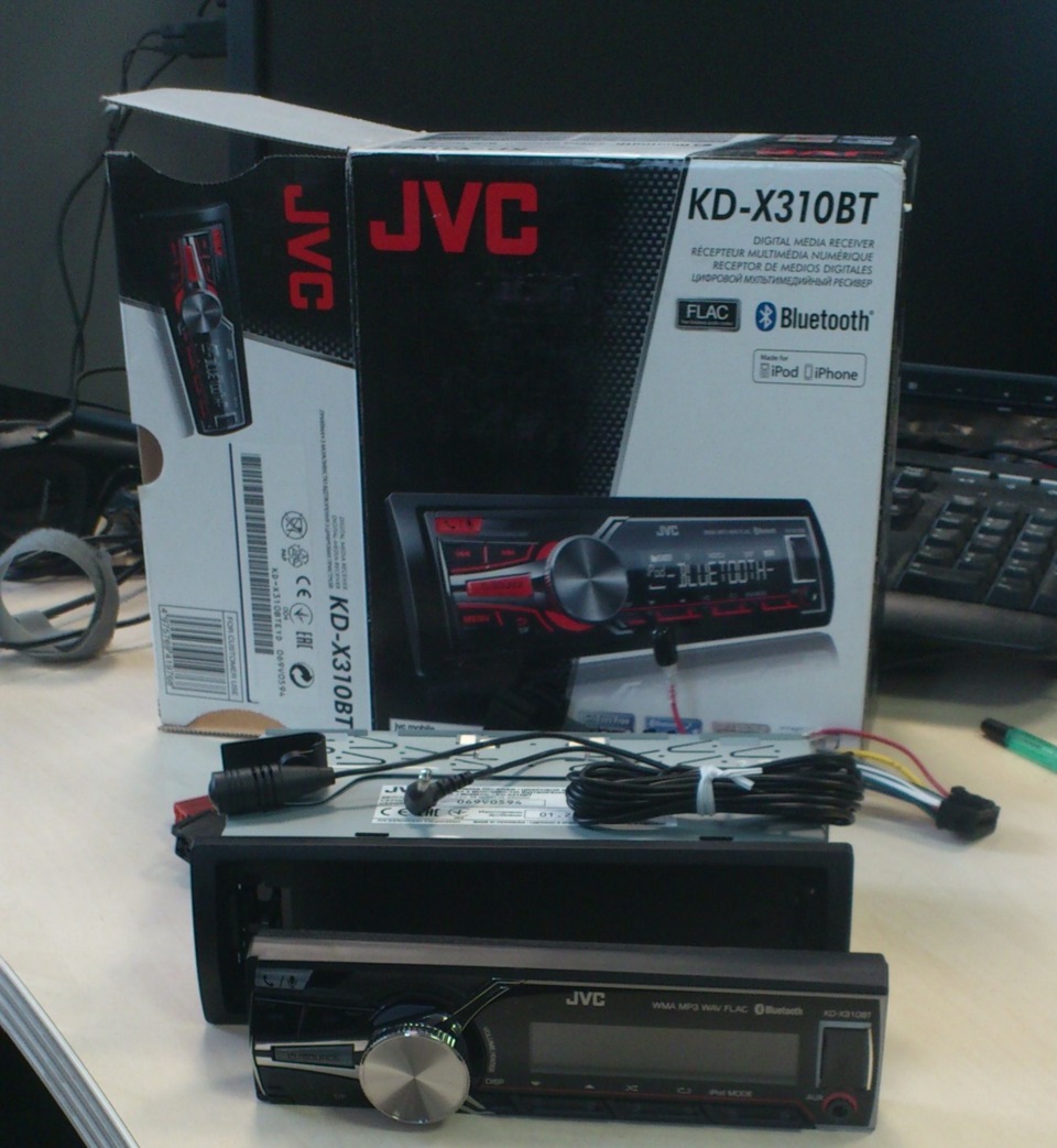 Бездисковая магнитола JVC KD-X310BT — Suzuki Jimny (1G), 1,5 л, 2010 года | автозвук | DRIVE2