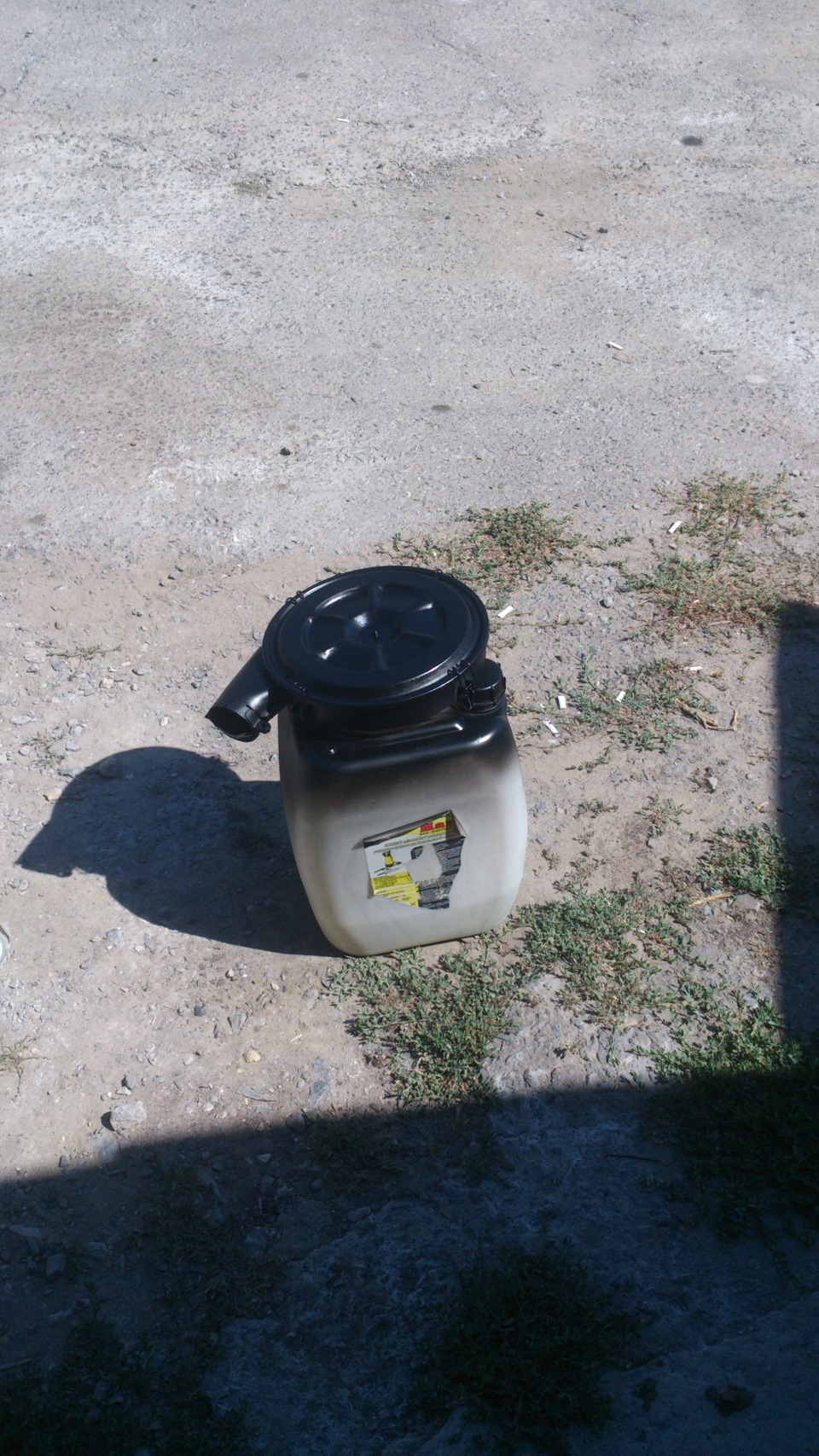 покрасил рамки дверей и еще так по мелочи — Lada 21099, 1,5 л, 1996 ...