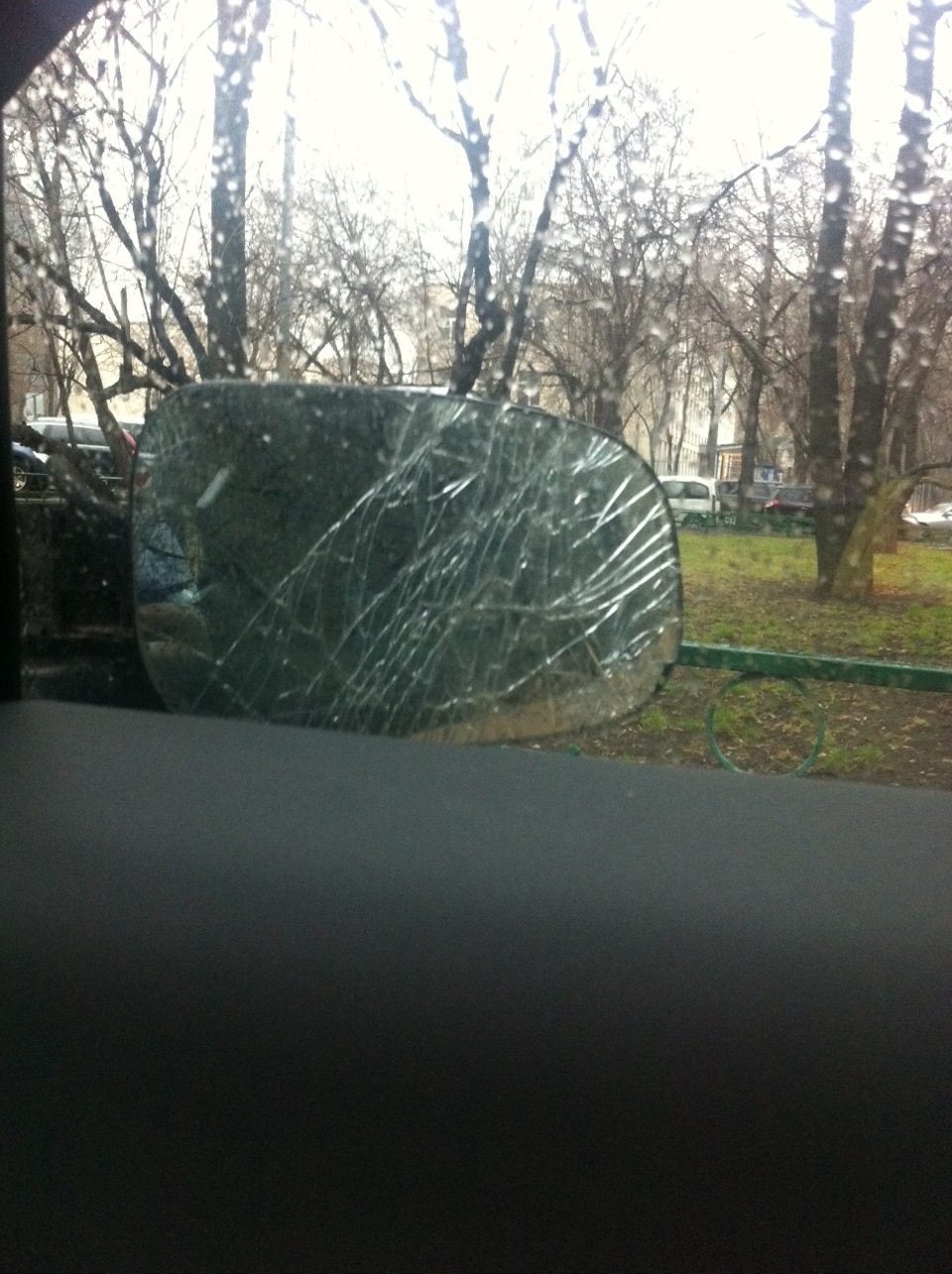 Зеркало. Destroyed. — Volvo C30, 2,4 л, 2007 года | своими руками | DRIVE2