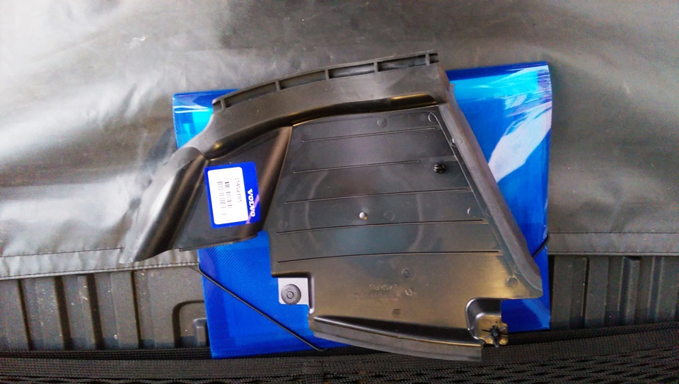 Пластиковые элементы защиты подкапотного для дизеля — меньше грязи и ...