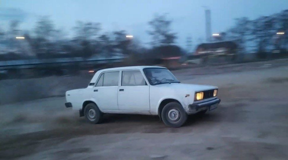 Дрифт и его последствия🤙🏻 — Lada 2105, 1,3 л, 1989 года | покатушки | DRIVE2