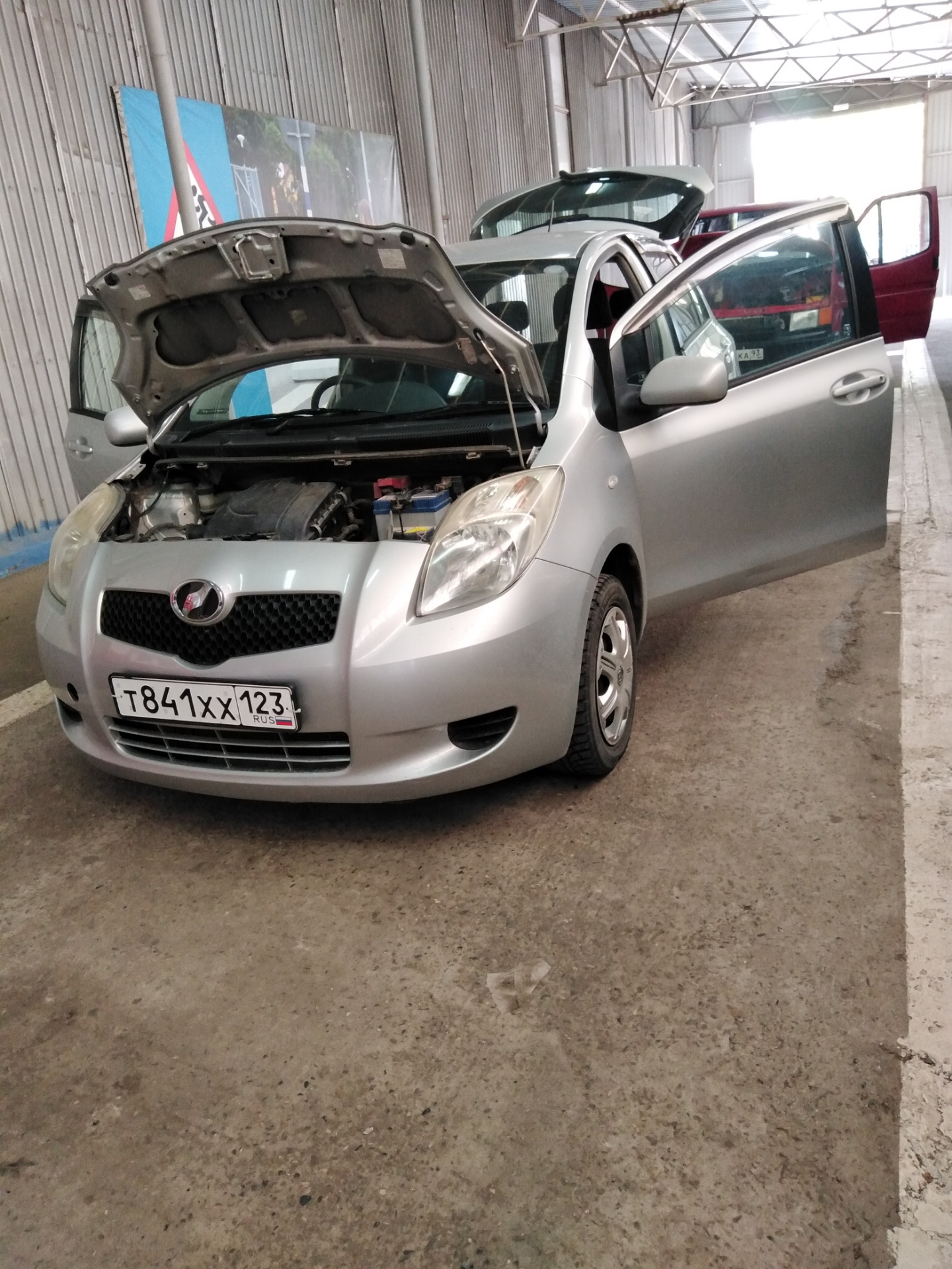 Поставил на учёт на себя! — Toyota Vitz (90), 1 л, 2005 года | покупка машины | DRIVE2