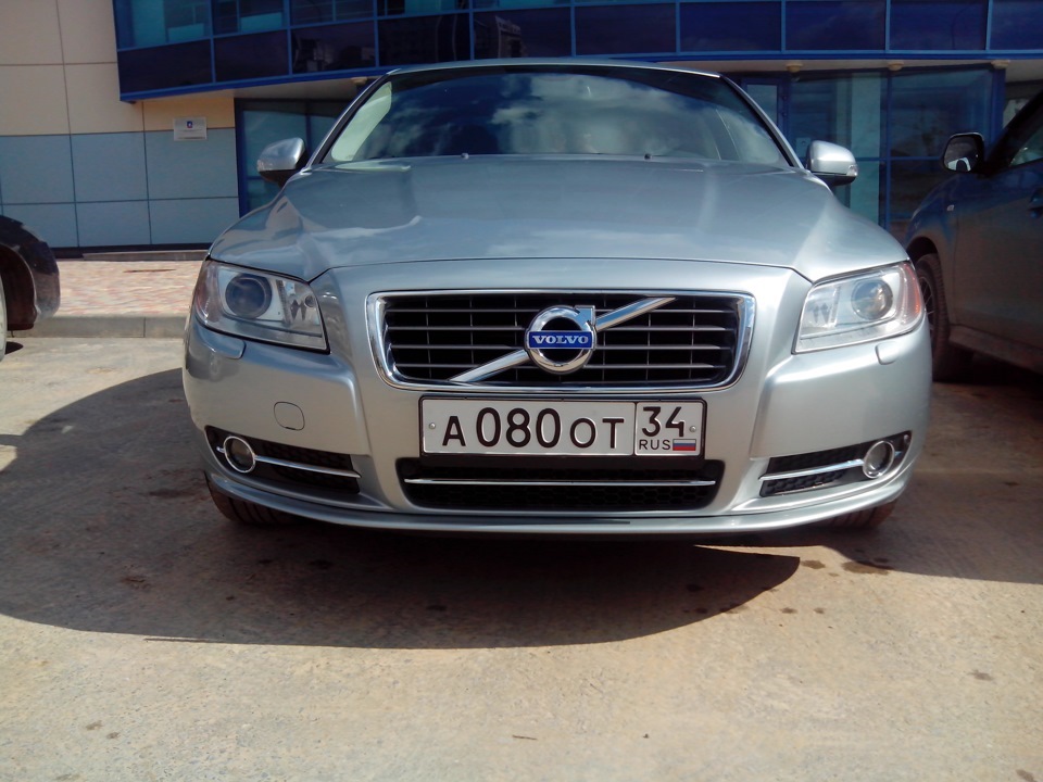 Замена решетки — Volvo S80 (2G), 2,4 л, 2008 года | стайлинг | DRIVE2
