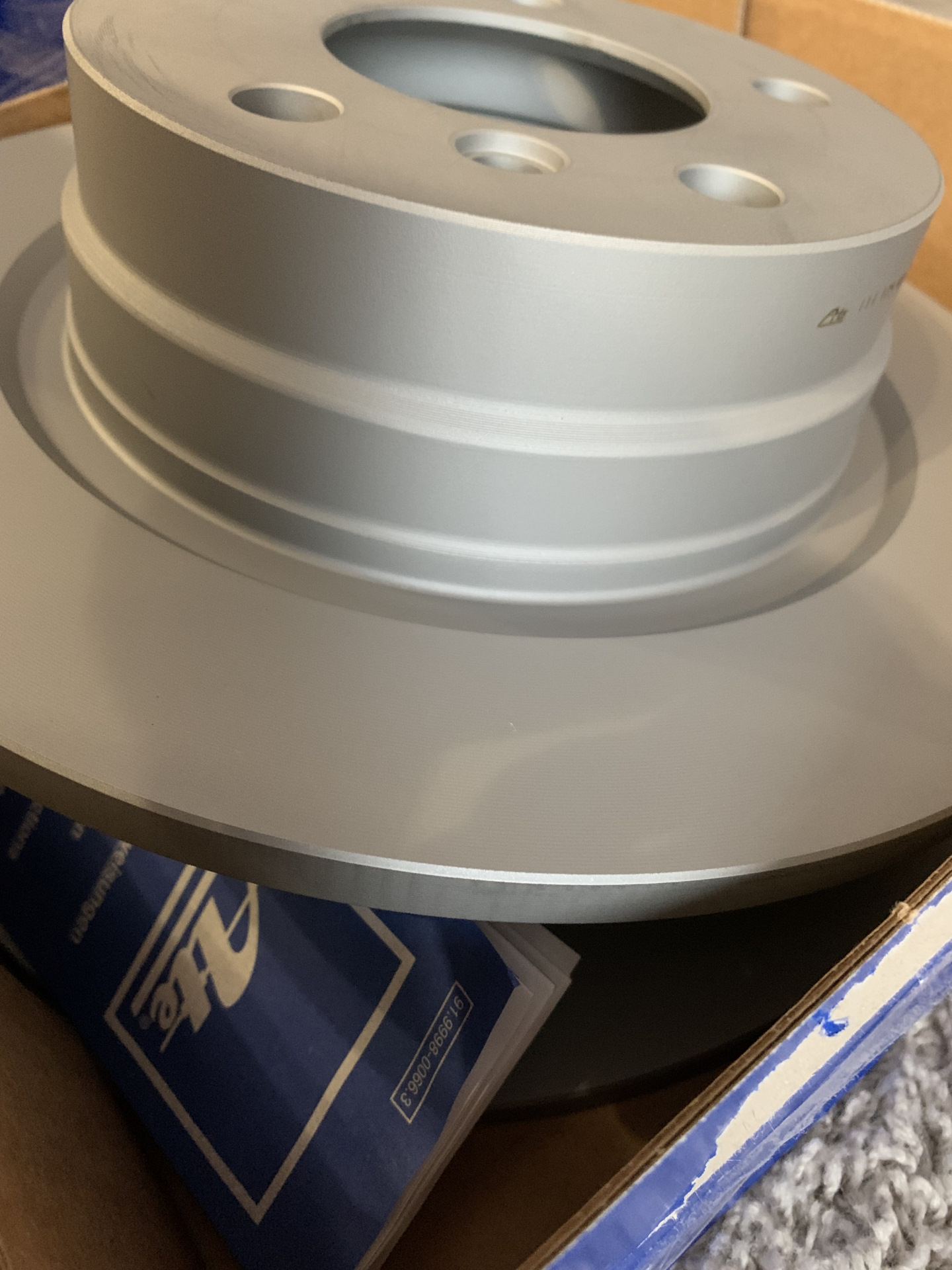 Подготовка к замене тормозов вкруг — BMW 1 series (F20), 1,6 л, 2012 ...