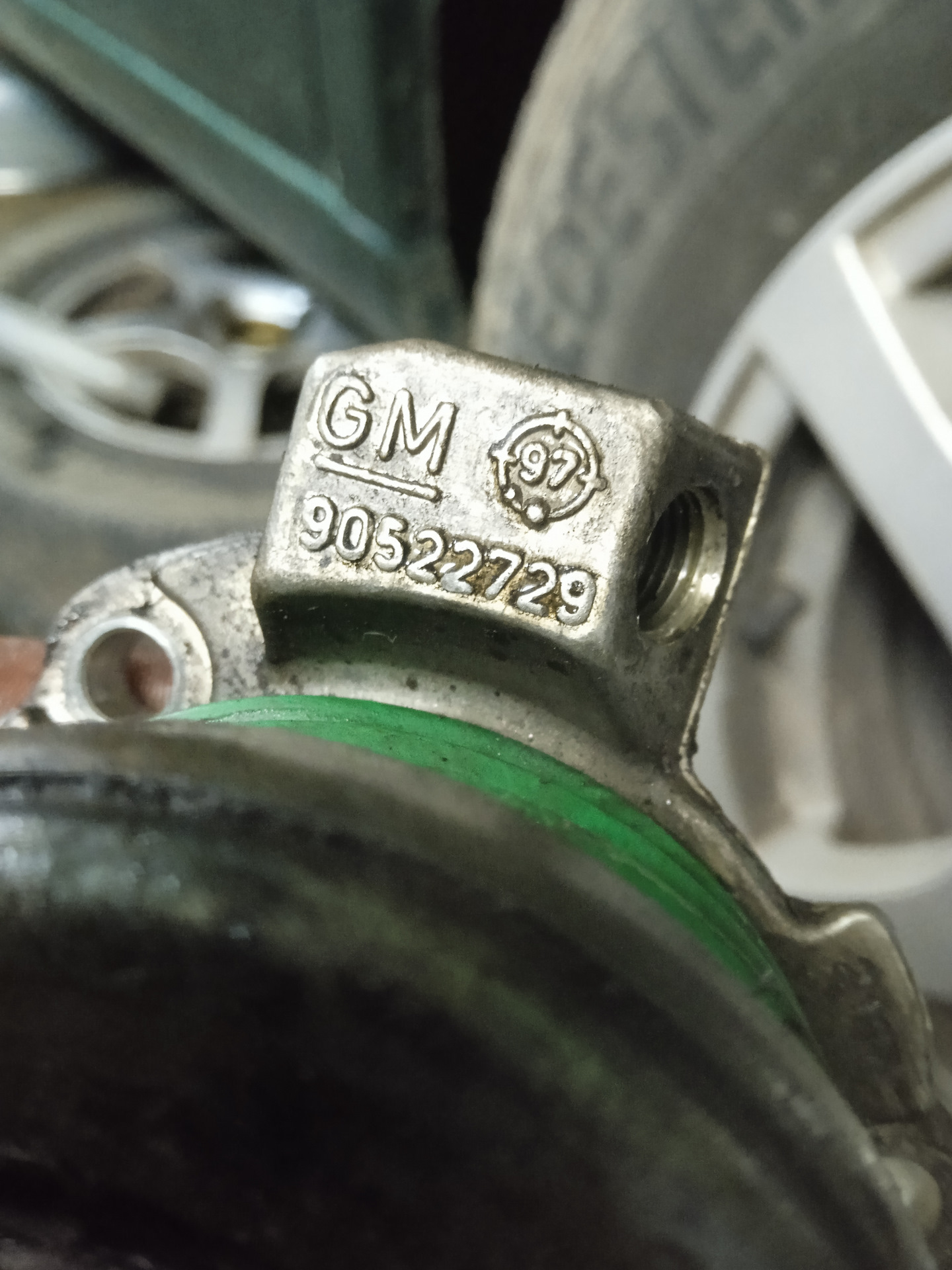 Замена выжимного и диска сцепления — Opel Vectra B, 2 л, 1997 года ...