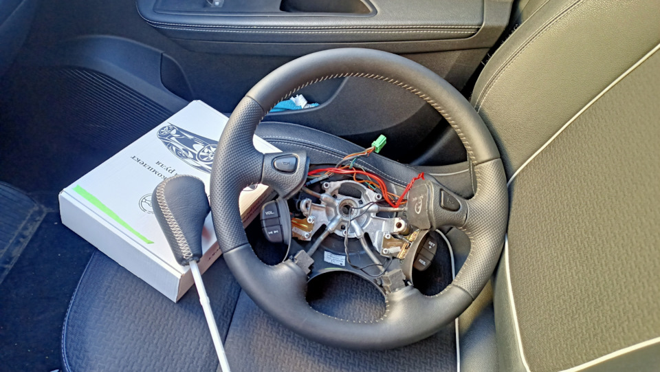 Обновил руль и ручку селектора АКПП — Land Rover Freelander (L314), 2,5 ...
