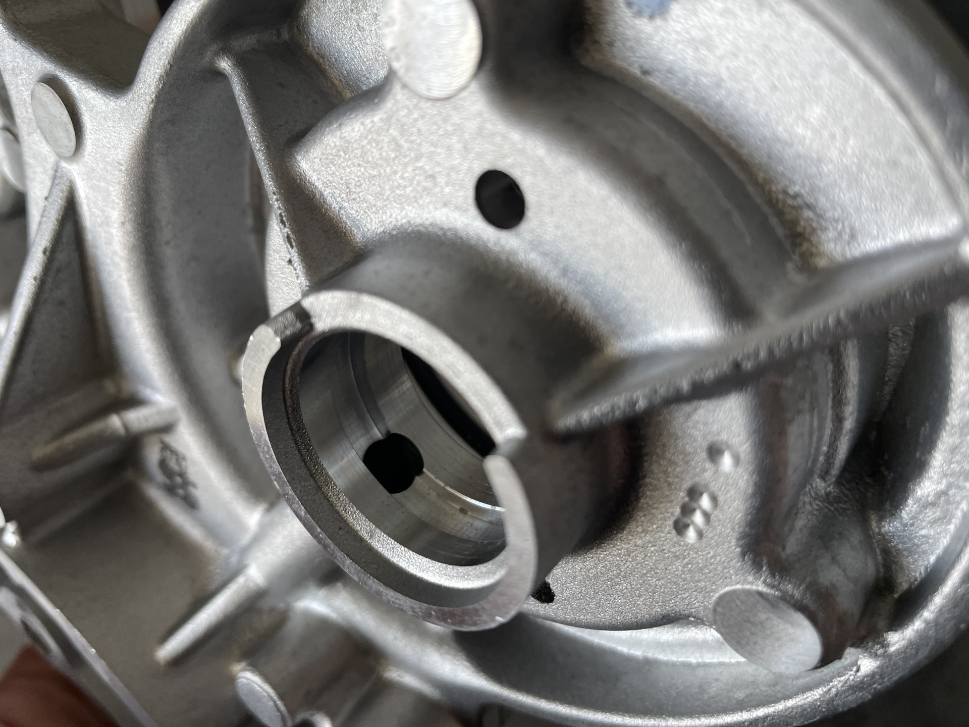 P164D — низкий уровень давления масла — Audi A3 Sedan (8V), 2 л, 2015 ...