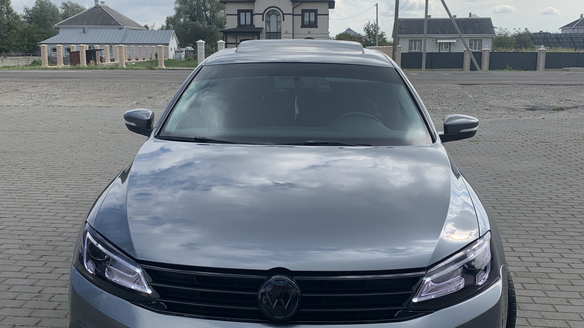 Volkswagen Jetta VI 1.8 бензиновый 2015 | 1.8 tsi Gen 3 на DRIVE2