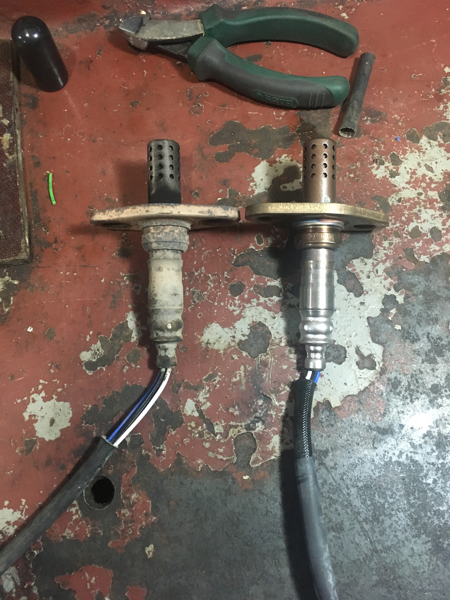 Замена кислородного датчика 89465-80005, DENSO DOX-0110 — Toyota Crown ...