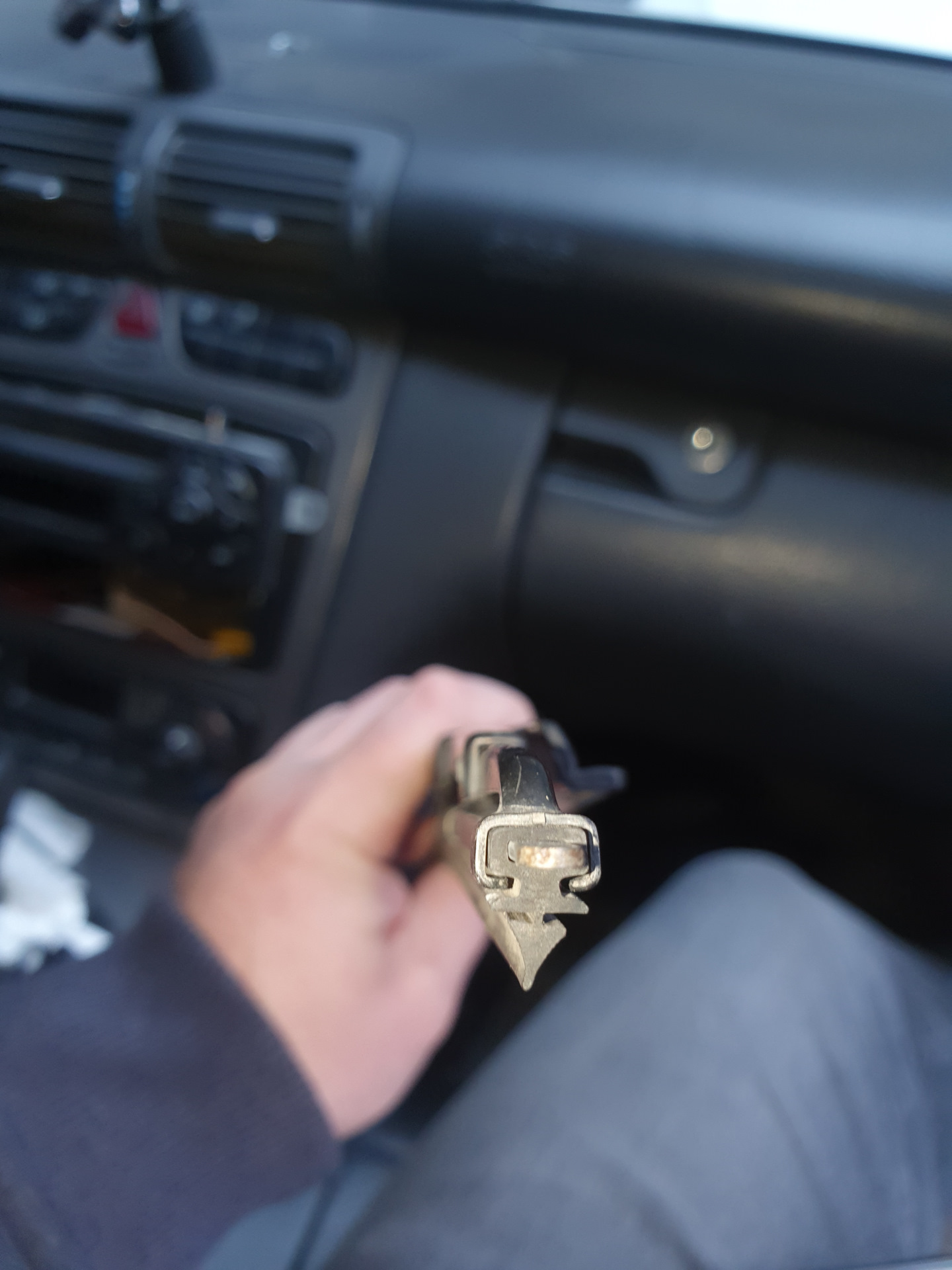 Щетки стеклоочистителя каркасные — Mercedes-Benz C-Class (W203), 2,6 л ...
