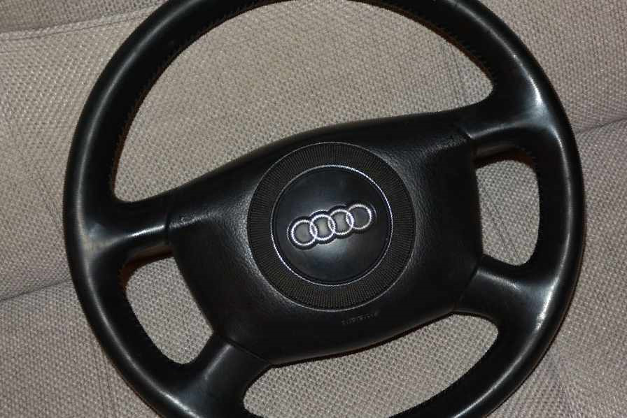 Не могу без мультируля. — Audi A6 (C5), 1,8 л, 1998 года | аксессуары ...