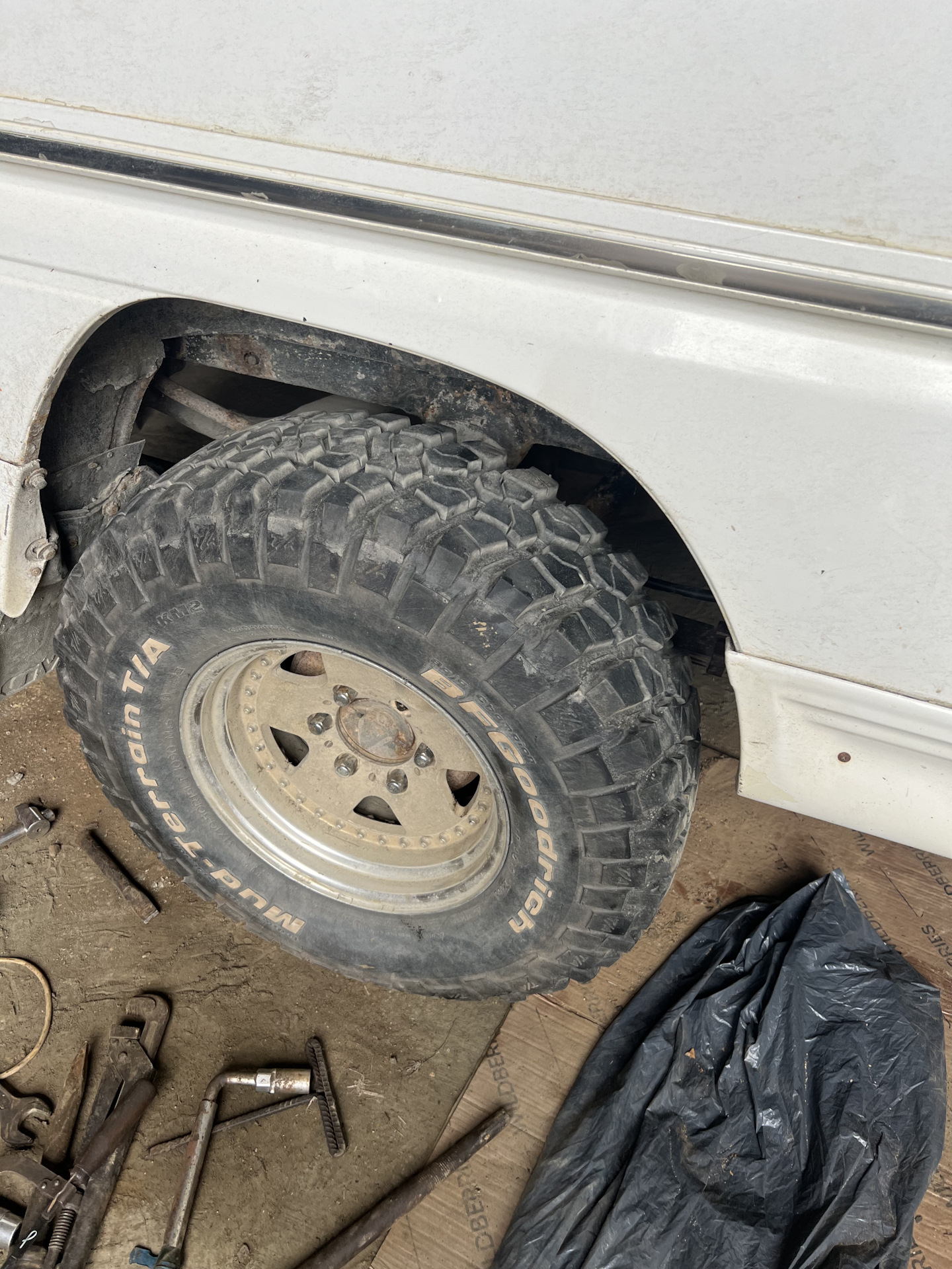 Замена рессоры — Mitsubishi Delica (P35W), 2,5 л, 1992 года | поломка ...