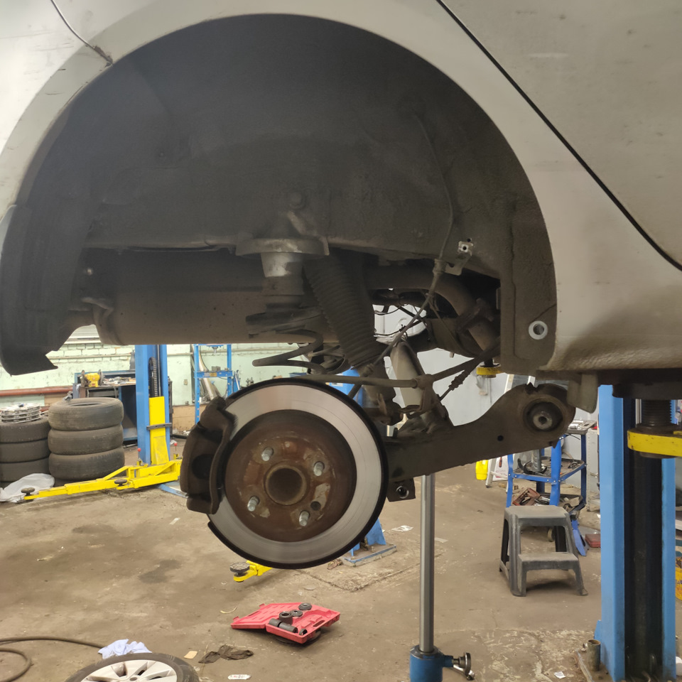 551004L100 Торсионная балка задней подвески в сборе KIA HYUNDAI ...