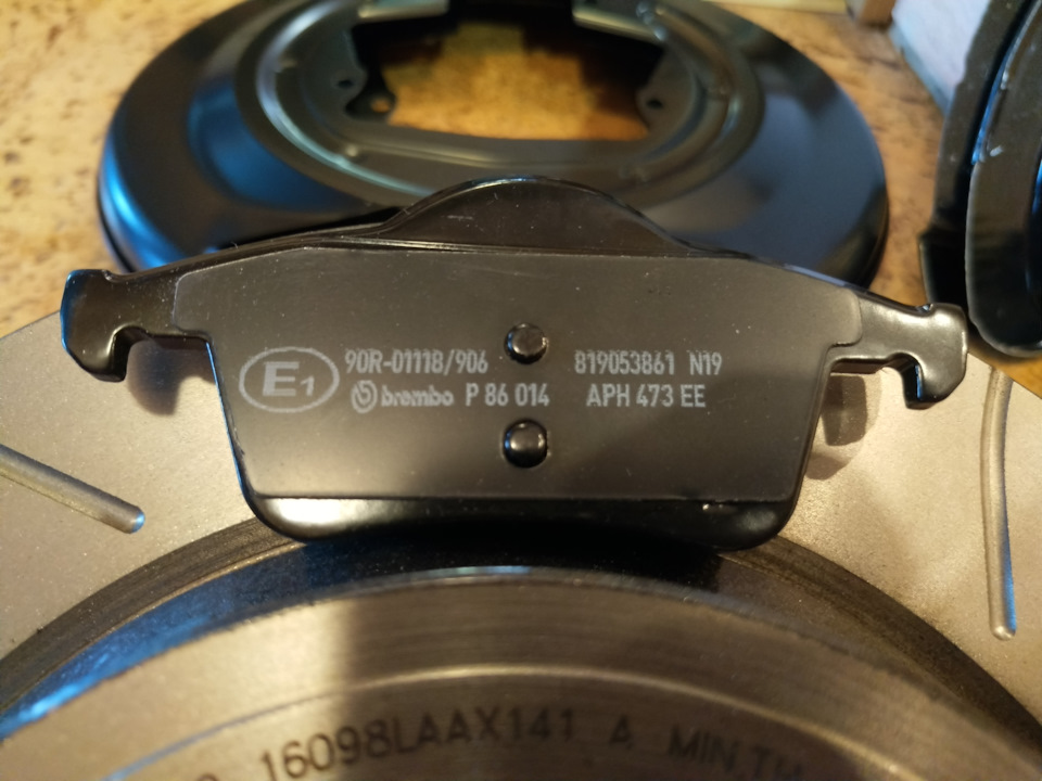 Подготовка ревизии тормозов или BREMBO тест! — Volvo S60 (1G), 2,4 л ...