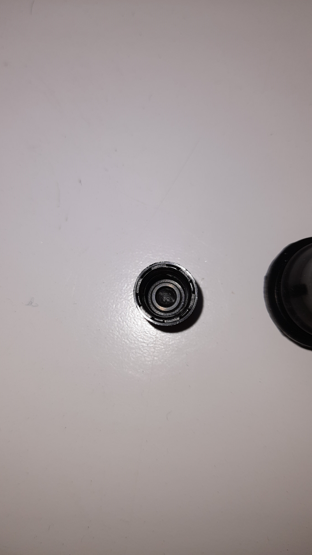 Оригинальные диски EMPREINTE 403006822R и зимняя резина nokian nordman ...